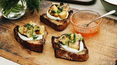 Zucchini toast with whipped feta and herbs – Barebones